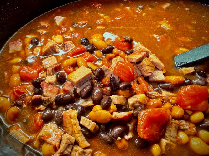 Well, it is October, so Chili? | THE BBQ BRETHREN FORUMS